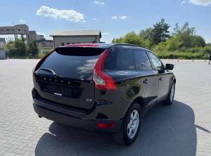 Black Volvo XC60 2013 in Telschi, with an engine capacity of 2.00 L and mileage of 171 thousand km for 7990 €, photo 11 on AUTOMOTO.COM.LV