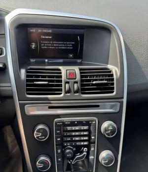 Black Volvo XC60 2013 in Telschi, with an engine capacity of 2.00 L and mileage of 171 thousand km for 7990 €, photo 18 on AUTOMOTO.COM.LV