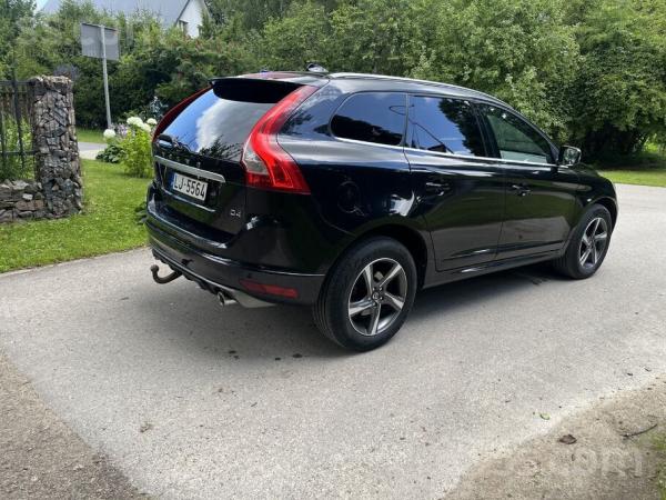 Melns Volvo XC60 2013 Rīga, ar dzinēja tilpumu 2.40 L un nobraukumu 337 tūkst. km par 11000 €, foto 4 vietnē AUTOMOTO.COM.LV