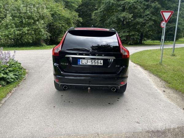 Melns Volvo XC60 2013 Rīga, ar dzinēja tilpumu 2.40 L un nobraukumu 337 tūkst. km par 11000 €, foto 6 vietnē AUTOMOTO.COM.LV