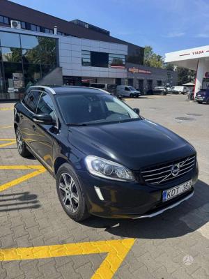 Melns Volvo XC60 2013 Viļņa, ar dzinēja tilpumu 2.40 L un nobraukumu 342 tūkst. km par 15500 €, foto  vietnē AUTOMOTO.COM.LV