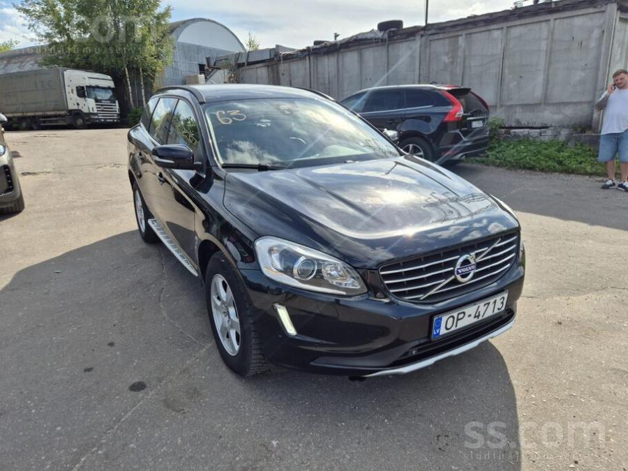 Melns Volvo XC60 2013 Rīga, ar dzinēja tilpumu 2.00 L un nobraukumu 215 tūkst. km par 9990 €, foto 3 vietnē AUTOMOTO.COM.LV