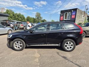 Melns Volvo XC60 2013 Rīga, ar dzinēja tilpumu 2.00 L un nobraukumu 215 tūkst. km par 9990 €, foto 10 vietnē AUTOMOTO.COM.LV