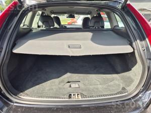 Melns Volvo XC60 2013 Rīga, ar dzinēja tilpumu 2.00 L un nobraukumu 215 tūkst. km par 9990 €, foto 19 vietnē AUTOMOTO.COM.LV