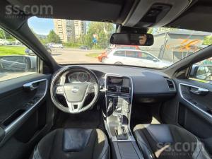 Melns Volvo XC60 2013 Rīga, ar dzinēja tilpumu 2.40 L un nobraukumu 338 tūkst. km par 11490 €, foto 12 vietnē AUTOMOTO.COM.LV