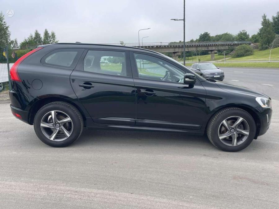 Melns Volvo XC60 2013 Kauņa, ar dzinēja tilpumu 1.97 L un nobraukumu 279 tūkst. km par 7950 €, foto 17 vietnē AUTOMOTO.COM.LV