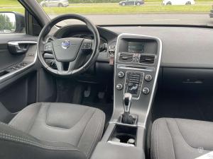 Melns Volvo XC60 2013 Kauņa, ar dzinēja tilpumu 1.97 L un nobraukumu 279 tūkst. km par 7950 €, foto 27 vietnē AUTOMOTO.COM.LV