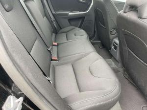 Melns Volvo XC60 2013 Kauņa, ar dzinēja tilpumu 1.97 L un nobraukumu 279 tūkst. km par 7950 €, foto 28 vietnē AUTOMOTO.COM.LV
