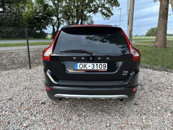 Black Volvo XC60 2013 in Cesis, with an engine capacity of 2.40 L and mileage of 0 thousand km for 10900 €, photo 5 on AUTOMOTO.COM.LV