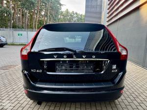 Melns Volvo XC60 2013 Alīta, ar dzinēja tilpumu 2.00 L un nobraukumu 213 tūkst. km par 11499 €, foto 9 vietnē AUTOMOTO.COM.LV