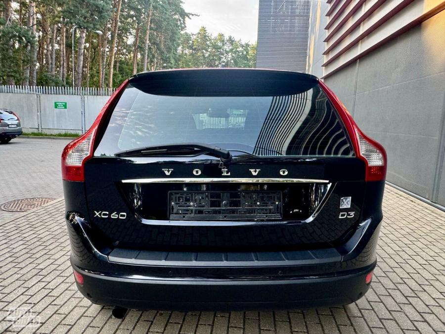 Melns Volvo XC60 2013 Alīta, ar dzinēja tilpumu 2.00 L un nobraukumu 213 tūkst. km par 11499 €, foto 9 vietnē AUTOMOTO.COM.LV