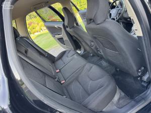 Melns Volvo XC60 2013 Alīta, ar dzinēja tilpumu 2.00 L un nobraukumu 213 tūkst. km par 11499 €, foto 15 vietnē AUTOMOTO.COM.LV