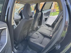 Melns Volvo XC60 2013 Alīta, ar dzinēja tilpumu 2.00 L un nobraukumu 213 tūkst. km par 11499 €, foto 21 vietnē AUTOMOTO.COM.LV
