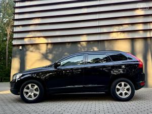 Melns Volvo XC60 2013 Alīta, ar dzinēja tilpumu 2.00 L un nobraukumu 213 tūkst. km par 11499 €, foto 34 vietnē AUTOMOTO.COM.LV