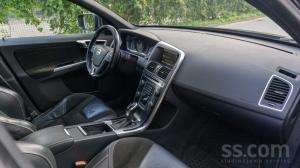 Black Volvo XC60 2013 in Riga, with an engine capacity of 2.40 L and mileage of 338 thousand km for 11490 €, photo 12 on AUTOMOTO.COM.LV