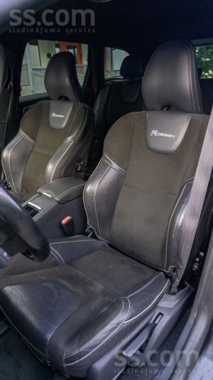 Black Volvo XC60 2013 in Riga, with an engine capacity of 2.40 L and mileage of 338 thousand km for 11490 €, photo 28 on AUTOMOTO.COM.LV