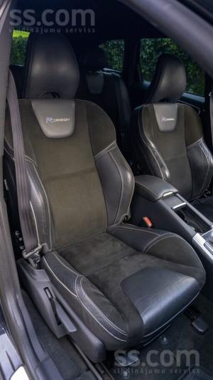 Black Volvo XC60 2013 in Riga, with an engine capacity of 2.40 L and mileage of 338 thousand km for 11490 €, photo 29 on AUTOMOTO.COM.LV