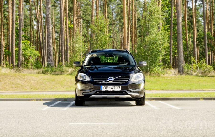 Melns Volvo XC60 2013 Rīga, ar dzinēja tilpumu 2.00 L un nobraukumu 215 tūkst. km par 9990 €, foto 4 vietnē AUTOMOTO.COM.LV
