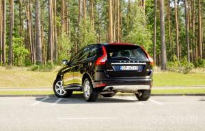 Melns Volvo XC60 2013 Rīga, ar dzinēja tilpumu 2.00 L un nobraukumu 215 tūkst. km par 9990 €, foto 9 vietnē AUTOMOTO.COM.LV