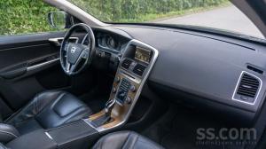 Melns Volvo XC60 2013 Rīga, ar dzinēja tilpumu 2.00 L un nobraukumu 215 tūkst. km par 9990 €, foto 12 vietnē AUTOMOTO.COM.LV