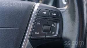 Melns Volvo XC60 2013 Rīga, ar dzinēja tilpumu 2.00 L un nobraukumu 215 tūkst. km par 9990 €, foto 20 vietnē AUTOMOTO.COM.LV