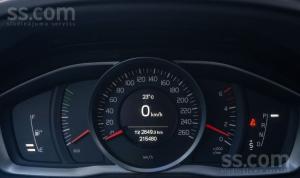 Melns Volvo XC60 2013 Rīga, ar dzinēja tilpumu 2.00 L un nobraukumu 215 tūkst. km par 9990 €, foto 22 vietnē AUTOMOTO.COM.LV