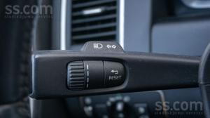 Melns Volvo XC60 2013 Rīga, ar dzinēja tilpumu 2.00 L un nobraukumu 215 tūkst. km par 9990 €, foto 23 vietnē AUTOMOTO.COM.LV