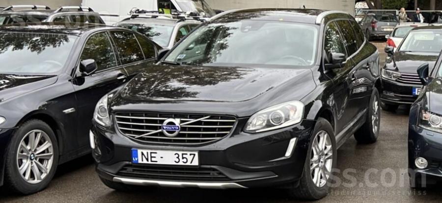 Melns Volvo XC60 2013 Rīga, ar dzinēja tilpumu 2.40 L un nobraukumu 271 tūkst. km par 13000 €, foto 1 vietnē AUTOMOTO.COM.LV
