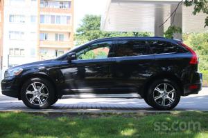 Black Volvo XC60 2013 in Riga, with an engine capacity of 2.00 L and mileage of 263 thousand km for 7990 €, photo 7 on AUTOMOTO.COM.LV