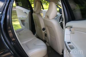 Black Volvo XC60 2013 in Riga, with an engine capacity of 2.00 L and mileage of 263 thousand km for 7990 €, photo 20 on AUTOMOTO.COM.LV