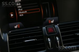 Black Volvo XC60 2013 in Riga, with an engine capacity of 2.00 L and mileage of 263 thousand km for 7990 €, photo 28 on AUTOMOTO.COM.LV
