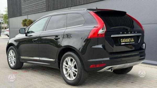 Melns Volvo XC60 2013 Šauļi, ar dzinēja tilpumu 1.98 L un nobraukumu 264 tūkst. km par 13750 €, foto 3 vietnē AUTOMOTO.COM.LV