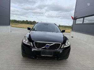 Melns Volvo XC60 2013 Šauļi, ar dzinēja tilpumu 1.98 L un nobraukumu 202 tūkst. km par 6950 €, foto 3 vietnē AUTOMOTO.COM.LV