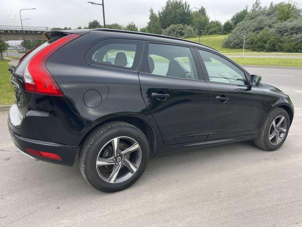 Melns Volvo XC60 2013 Kauņa, ar dzinēja tilpumu 1.97 L un nobraukumu 279 tūkst. km par 7950 €, foto 8 vietnē AUTOMOTO.COM.LV