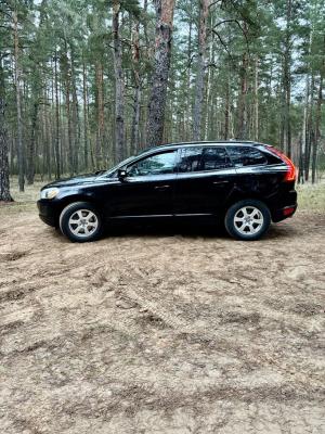 Black Volvo XC60 2013 in Daugavpils, with an engine capacity of 2.00 L and mileage of 231 thousand km for 9500 €, photo 7 on AUTOMOTO.COM.LV