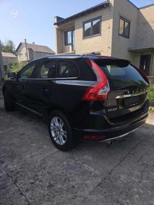 Black Volvo XC60 2013 in Raseiniai, with an engine capacity of 1.98 L and mileage of 90 thousand km for 14350 €, photo 4 on AUTOMOTO.COM.LV