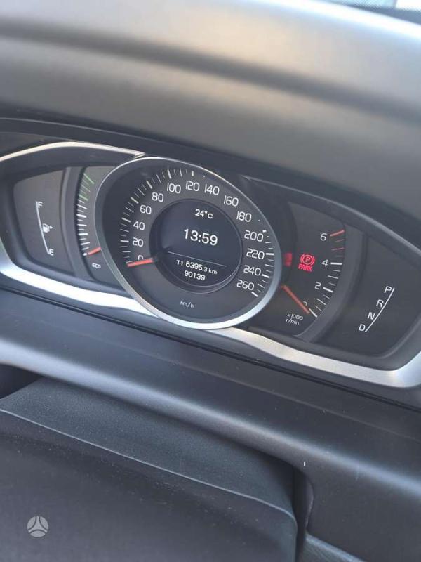 Melns Volvo XC60 2013 Raseiniai, ar dzinēja tilpumu 1.98 L un nobraukumu 90 tūkst. km par 14350 €, foto 4 vietnē AUTOMOTO.COM.LV