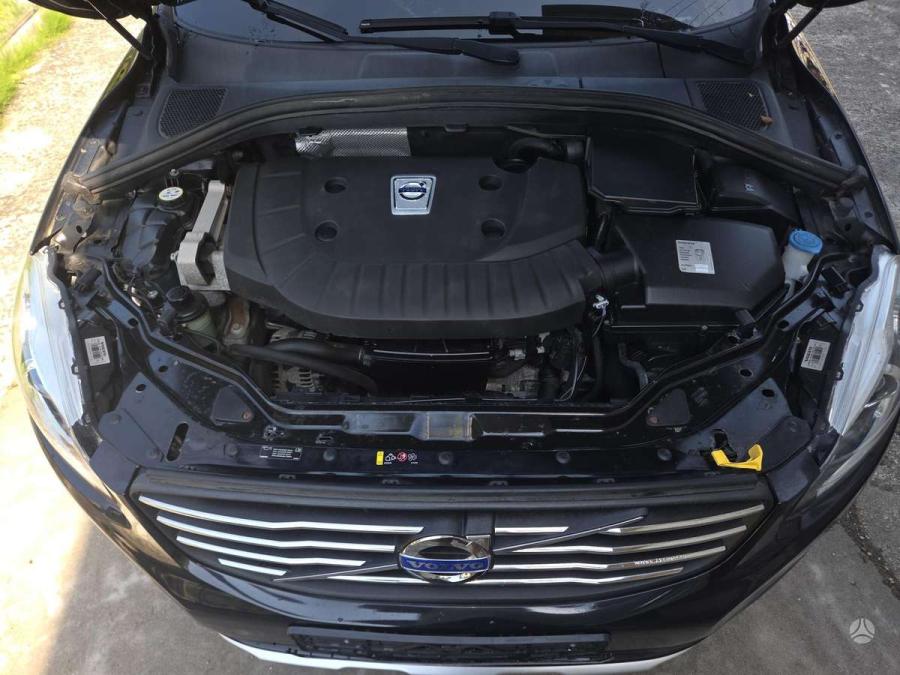 Black Volvo XC60 2013 in Raseiniai, with an engine capacity of 1.98 L and mileage of 90 thousand km for 14350 €, photo 12 on AUTOMOTO.COM.LV