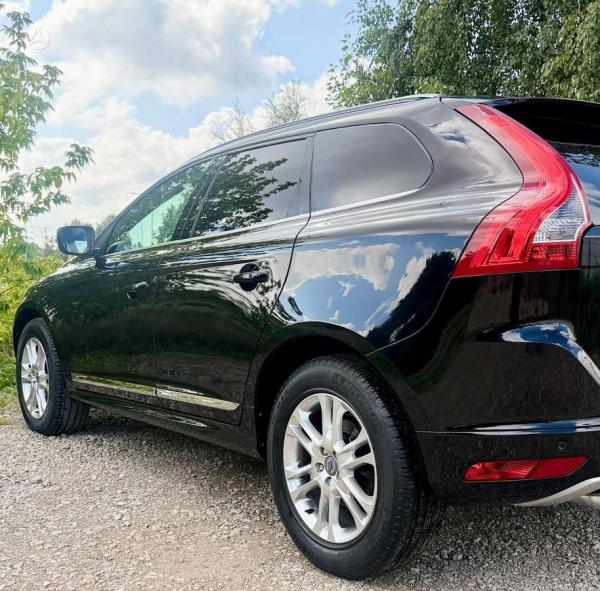 Melns Volvo XC60 2013 Šauļi, ar dzinēja tilpumu 1.98 L un nobraukumu 264 tūkst. km par 11950 €, foto 9 vietnē AUTOMOTO.COM.LV