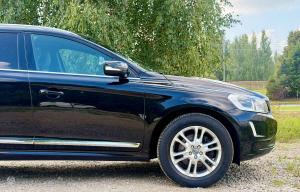 Black Volvo XC60 2013 in Siauliai, with an engine capacity of 1.98 L and mileage of 264 thousand km for 11950 €, photo 12 on AUTOMOTO.COM.LV