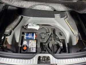 Black Volvo XC60 2013 in Utena, with an engine capacity of 2.40 L and mileage of 308 thousand km for 12250 €, photo 31 on AUTOMOTO.COM.LV