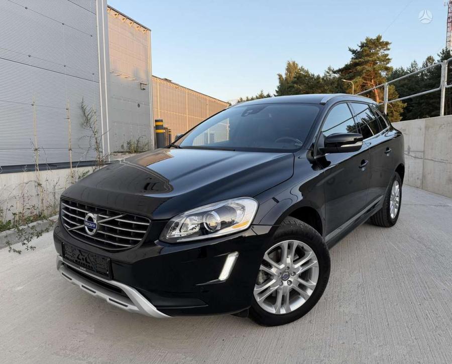 Black Volvo XC60 2013 in Utena, with an engine capacity of 2.40 L and mileage of 308 thousand km for 12250 €, photo 47 on AUTOMOTO.COM.LV