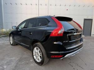 Black Volvo XC60 2013 in Utena, with an engine capacity of 2.40 L and mileage of 308 thousand km for 12250 €, photo 53 on AUTOMOTO.COM.LV