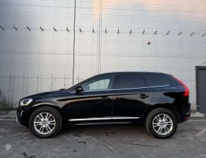 Black Volvo XC60 2013 in Utena, with an engine capacity of 2.40 L and mileage of 308 thousand km for 12250 €, photo 54 on AUTOMOTO.COM.LV