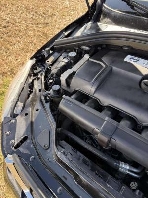 Black Volvo XC60 2013 in Marijampole, with an engine capacity of 3.19 L and mileage of 165 thousand km for 8399 €, photo 16 on AUTOMOTO.COM.LV