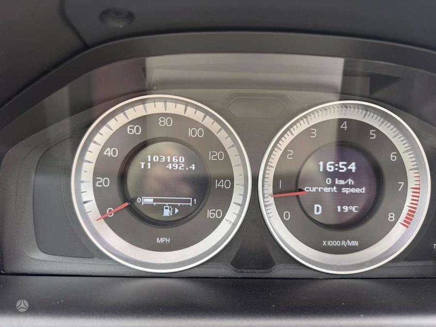 Black Volvo XC60 2013 in Marijampole, with an engine capacity of 3.19 L and mileage of 165 thousand km for 8399 €, photo 38 on AUTOMOTO.COM.LV