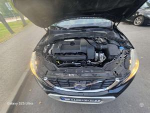 Melns Volvo XC60 2013 Viļņa, ar dzinēja tilpumu 3.00 L un nobraukumu 275 tūkst. km par 8500 €, foto 6 vietnē AUTOMOTO.COM.LV