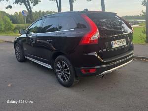 Melns Volvo XC60 2013 Viļņa, ar dzinēja tilpumu 3.00 L un nobraukumu 275 tūkst. km par 8500 €, foto 9 vietnē AUTOMOTO.COM.LV