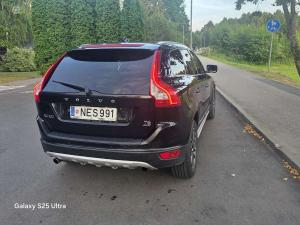 Melns Volvo XC60 2013 Viļņa, ar dzinēja tilpumu 3.00 L un nobraukumu 275 tūkst. km par 8500 €, foto 10 vietnē AUTOMOTO.COM.LV