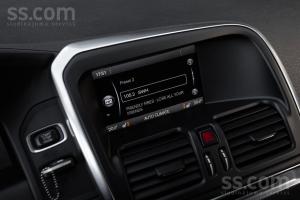Black Volvo XC60 2013 in Jelgava, with an engine capacity of 2.40 L and mileage of 0 thousand km for 6400 €, photo 18 on AUTOMOTO.COM.LV